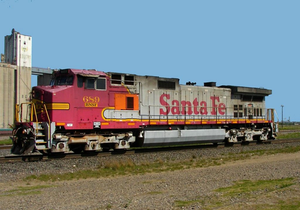 BNSF 689